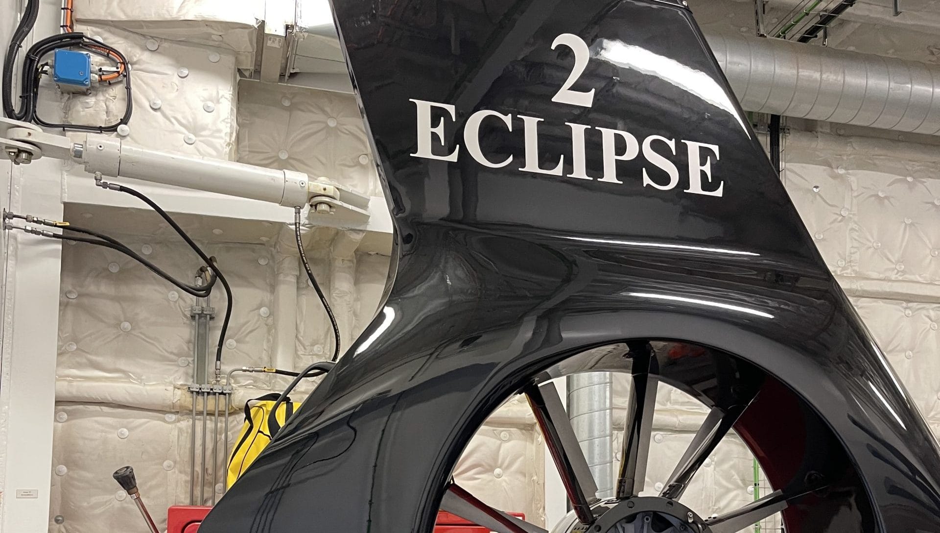 Scenic Eclipse Expedition Review - Flat Beds Tour + Cruise